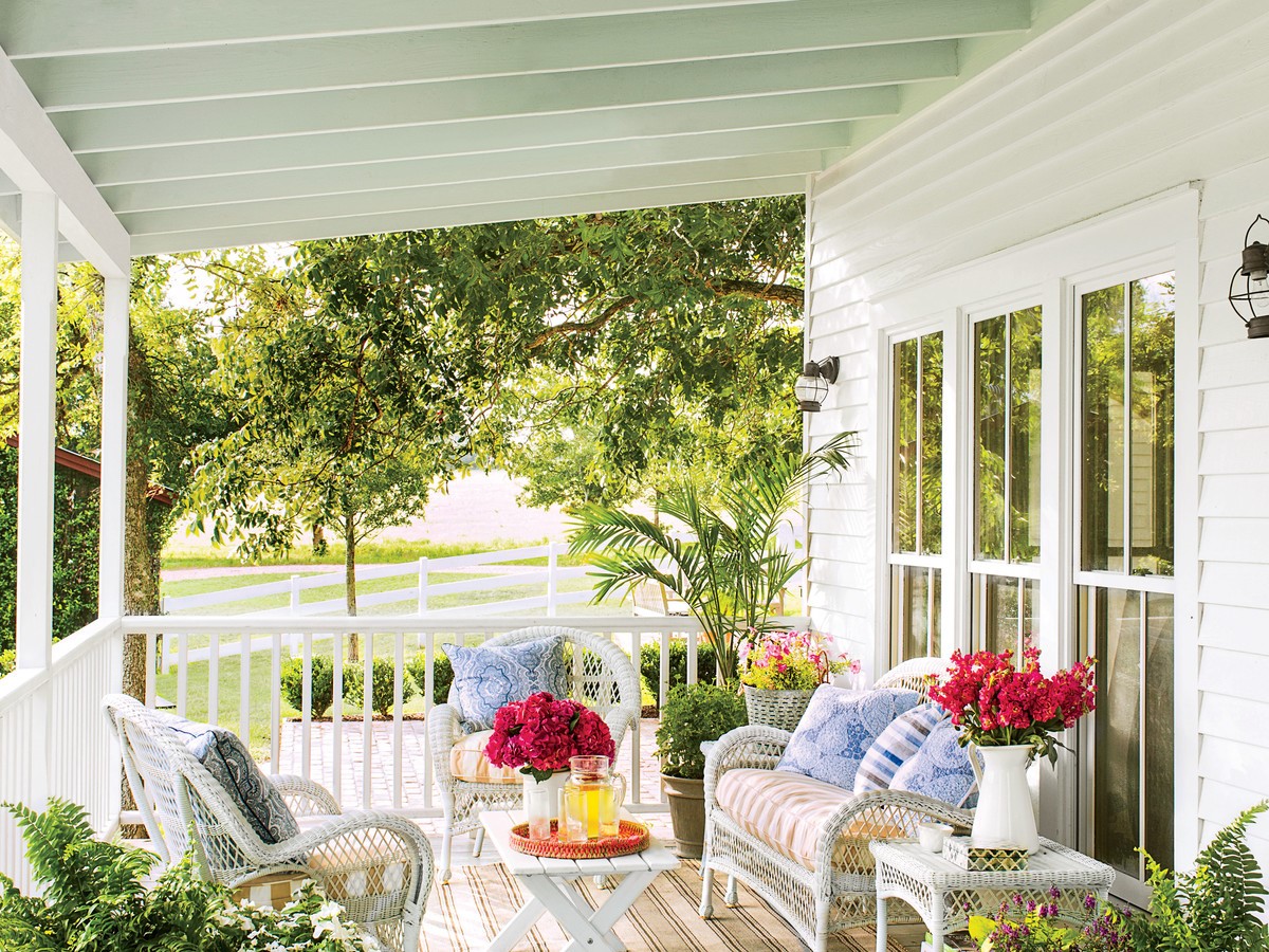 How to Upgrade Your Porch?